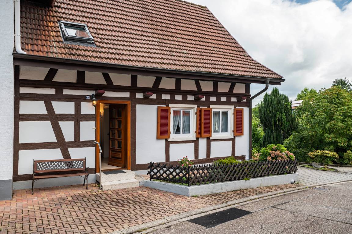 80 M² Ferienwohnung ∙ 2 Schlafzimmer ∙ 4 Gäste - Bühl