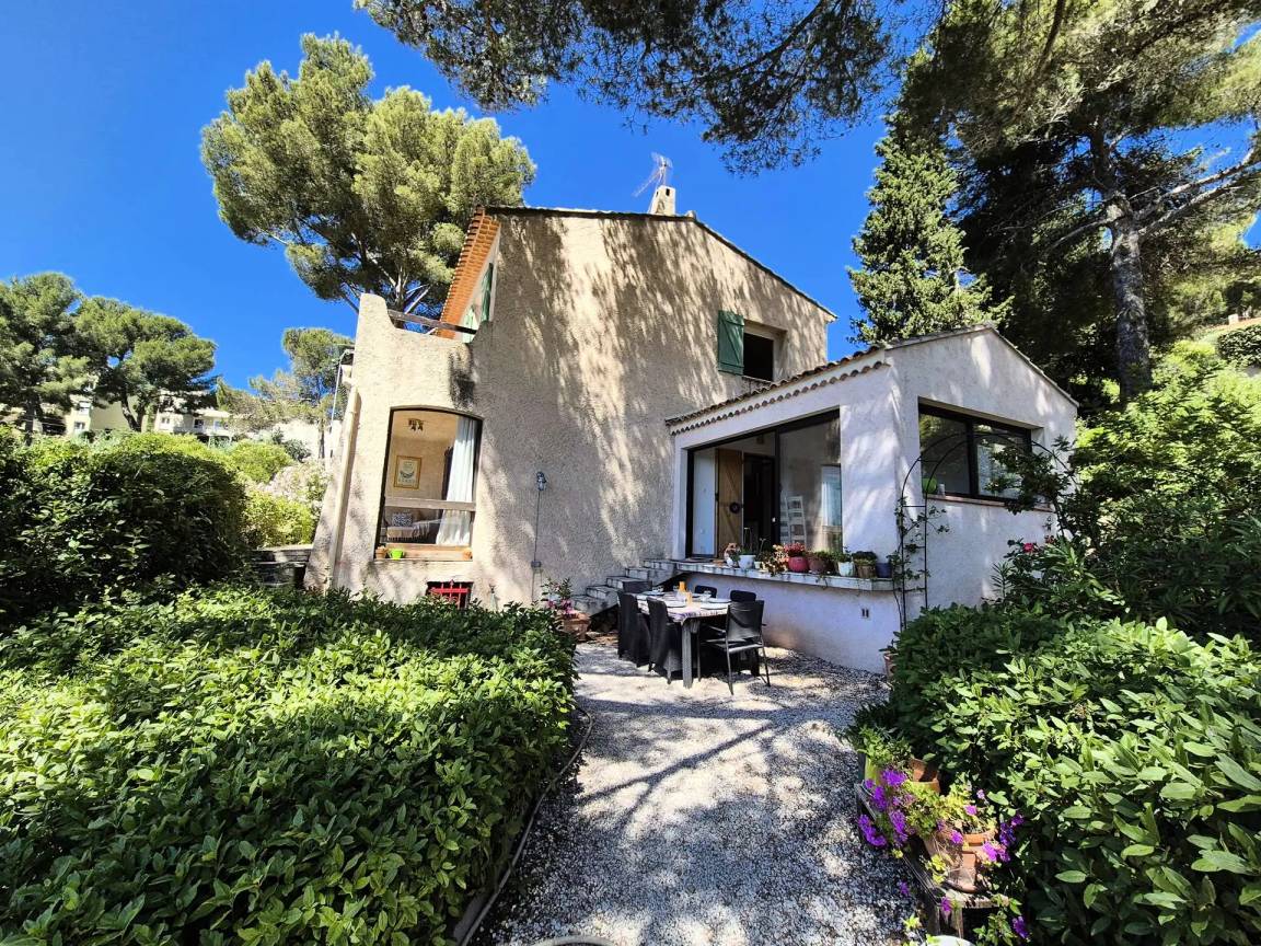 130 M² Talo ∙ 4 Makuuhuonetta ∙ 8 Vierasta - Saint-Mandrier-sur-Mer