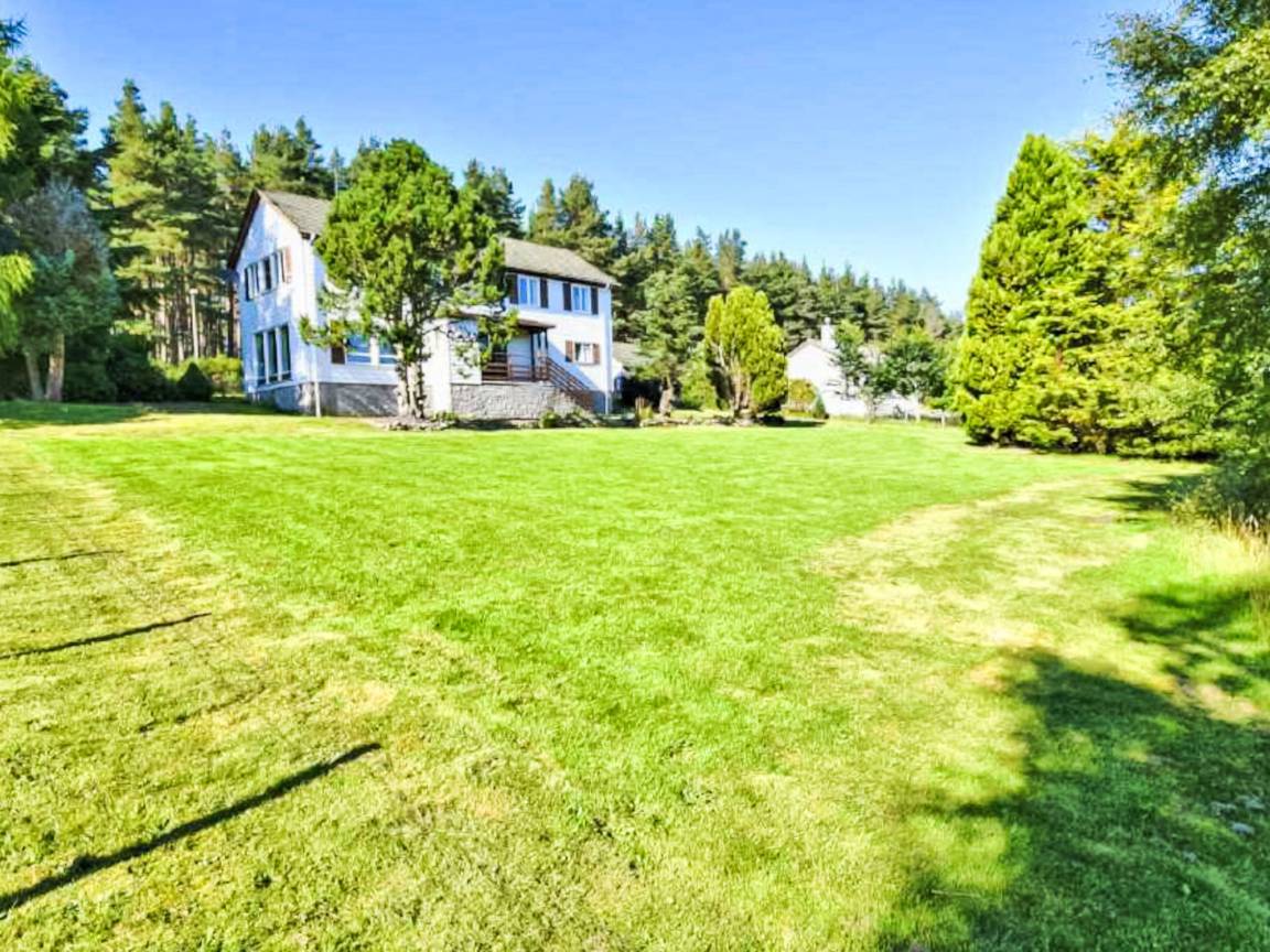 House ∙ 4 Bedrooms ∙ 8 Guests - Grantown-on-Spey