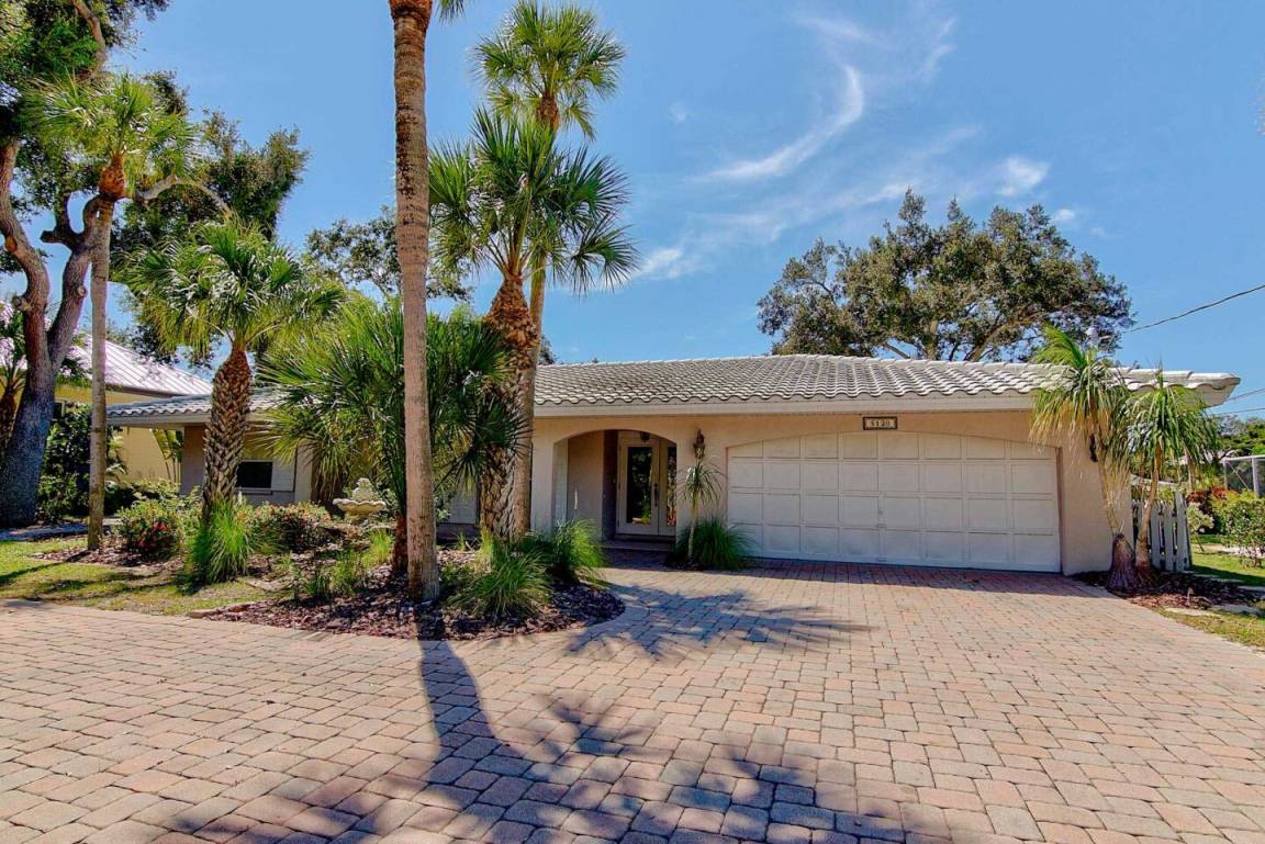 177 M² House ∙ 4 Bedrooms ∙ 8 Guests - Siesta Key, FL