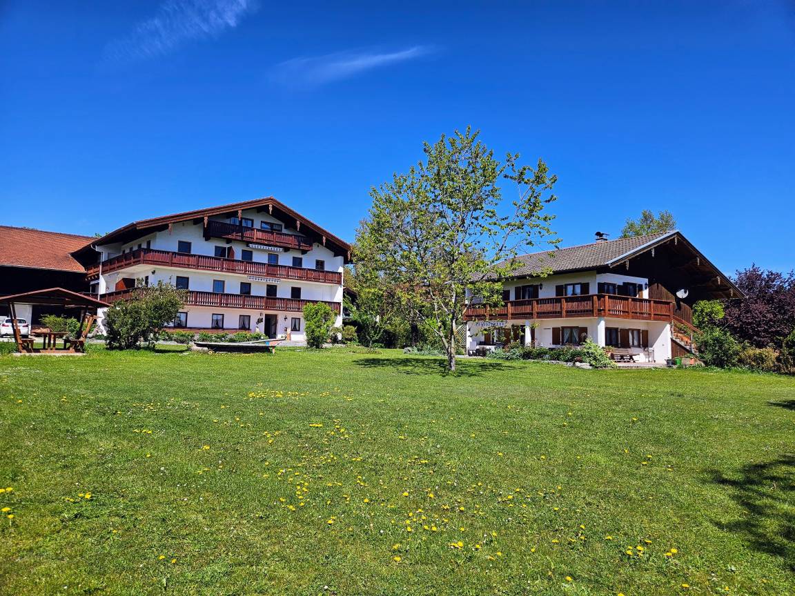55 M² Ferienwohnung ∙ 2 Schlafzimmer ∙ 4 Gäste - Gstadt am Chiemsee