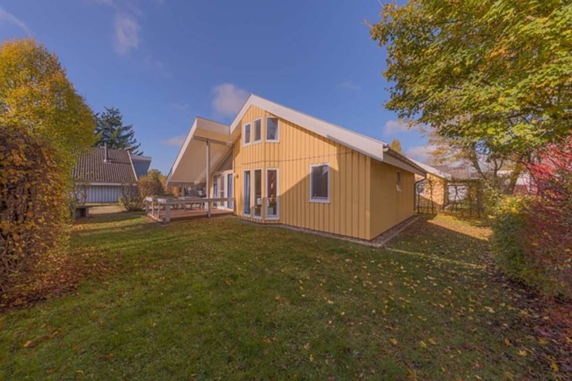 81 M² Ferienhaus ∙ 2 Schlafzimmer ∙ 6 Gäste - Kratzeburg