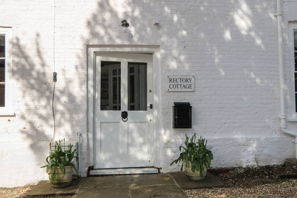 Cottage ∙ 2 Bedrooms ∙ 4 Guests - Alton