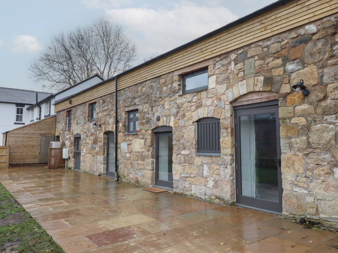 Cottage ∙ 4 Bedrooms ∙ 8 Guests - Oswestry
