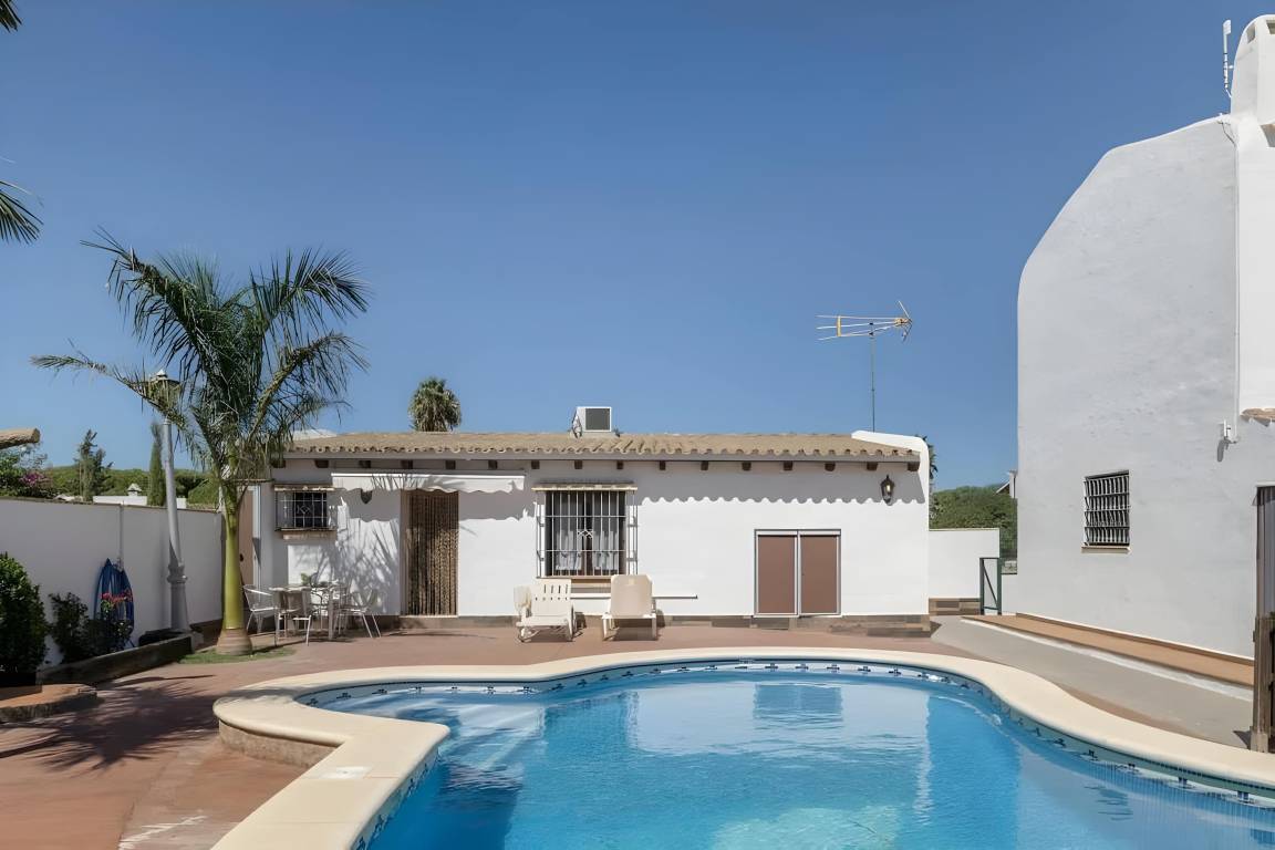 65 M² Casa ∙ 1 Habitación ∙ 3 Huéspedes - Conil de la Frontera
