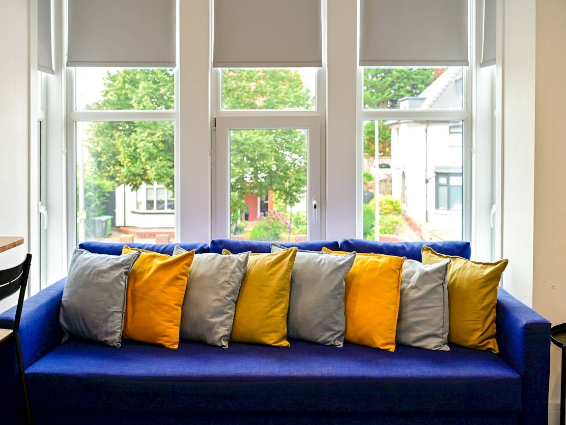 93 M² Apartment ∙ 2 Bedrooms ∙ 6 Guests - Cardiff Airport (CWL)