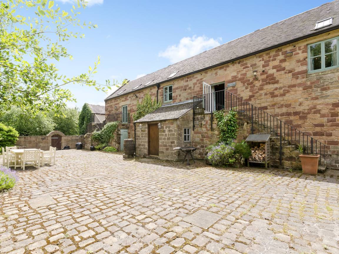 Cottage ∙ 5 Bedrooms ∙ 10 Guests - Leicestershire