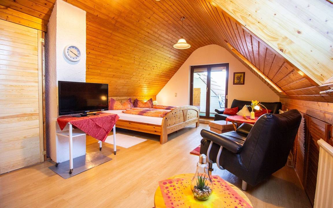 40 M² Ferienwohnung ∙ 1 Schlafzimmer ∙ 2 Gäste - Oberkirch