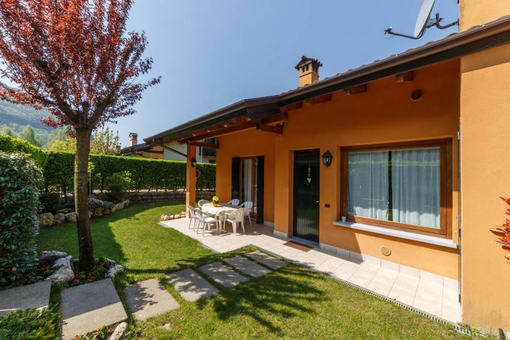 80 M² Villa Vacanza ∙ 3 Camere Da Letto ∙ 6 Ospiti - Provincia di Bergamo