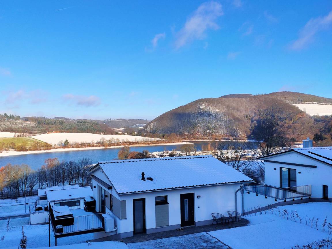91 M² House ∙ 2 Bedrooms ∙ 5 Guests - Diemelsee