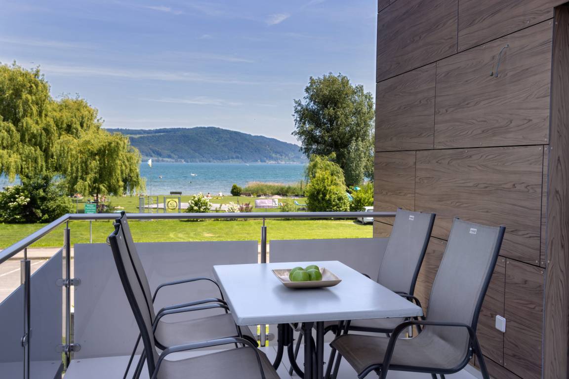 65 M² Ferienwohnung ∙ 2 Schlafzimmer ∙ 5 Gäste - Bodman-Ludwigshafen