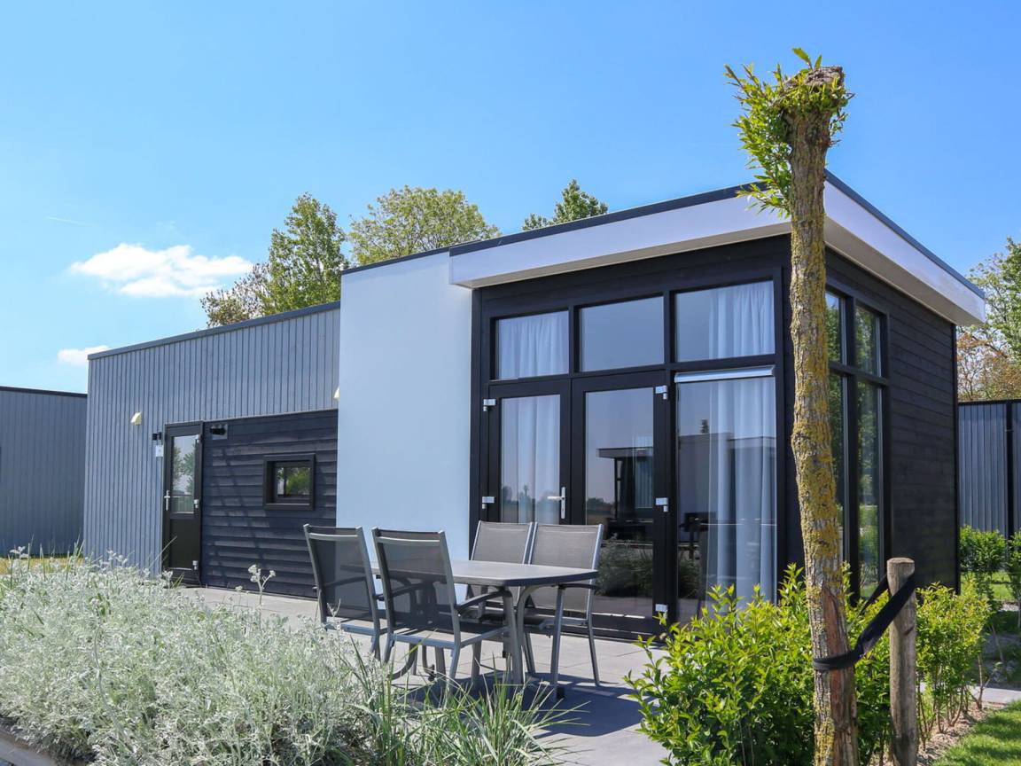 70 M² Ferienhaus ∙ 1 Schlafzimmer ∙ 6 Gäste - Cadzand
