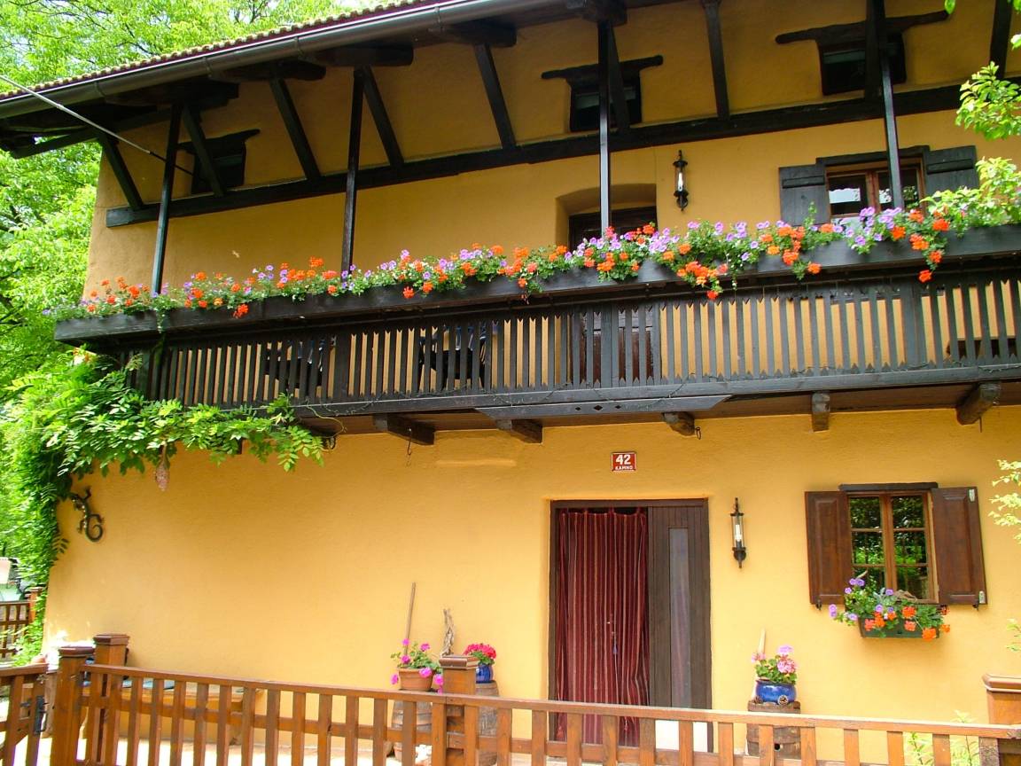 House ∙ 3 Bedrooms ∙ 8 Guests - Kobarid