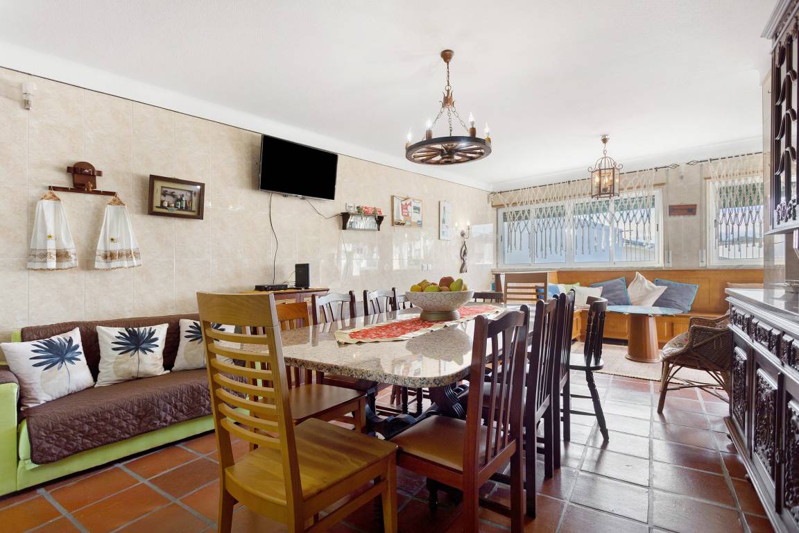 200 M² Villa ∙ 3 Slaapkamers ∙ 11 Gasten - Mafra