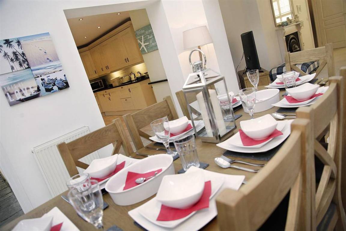 Cottage ∙ 4 Bedrooms ∙ 8 Guests - Rhossili