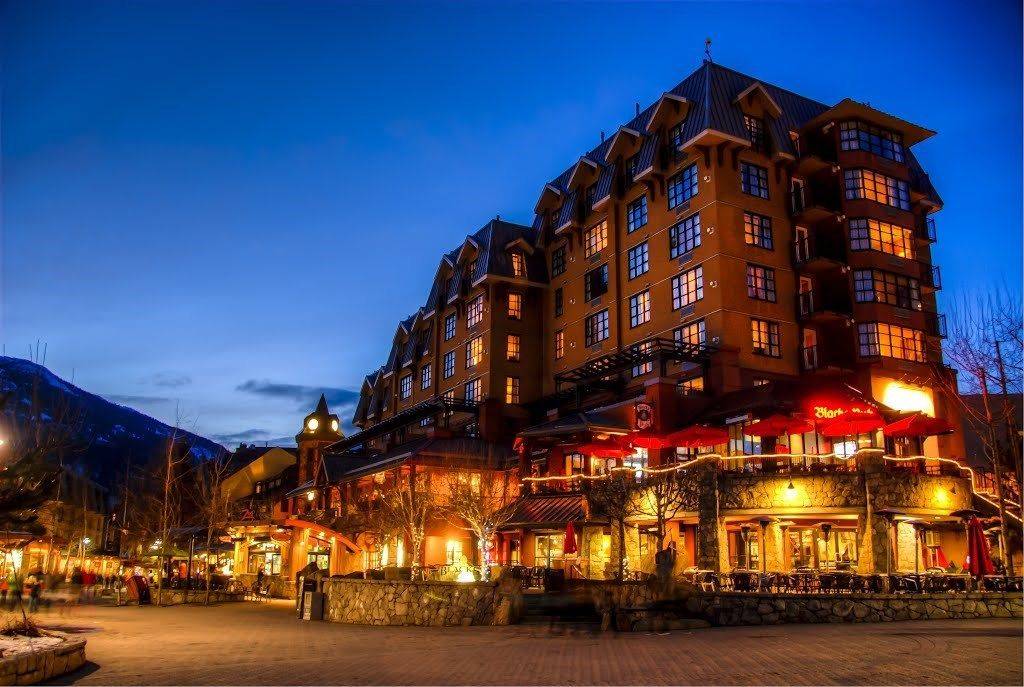 98 M² Hotel ∙ 2 Bedrooms ∙ 5 Guests - Whistler