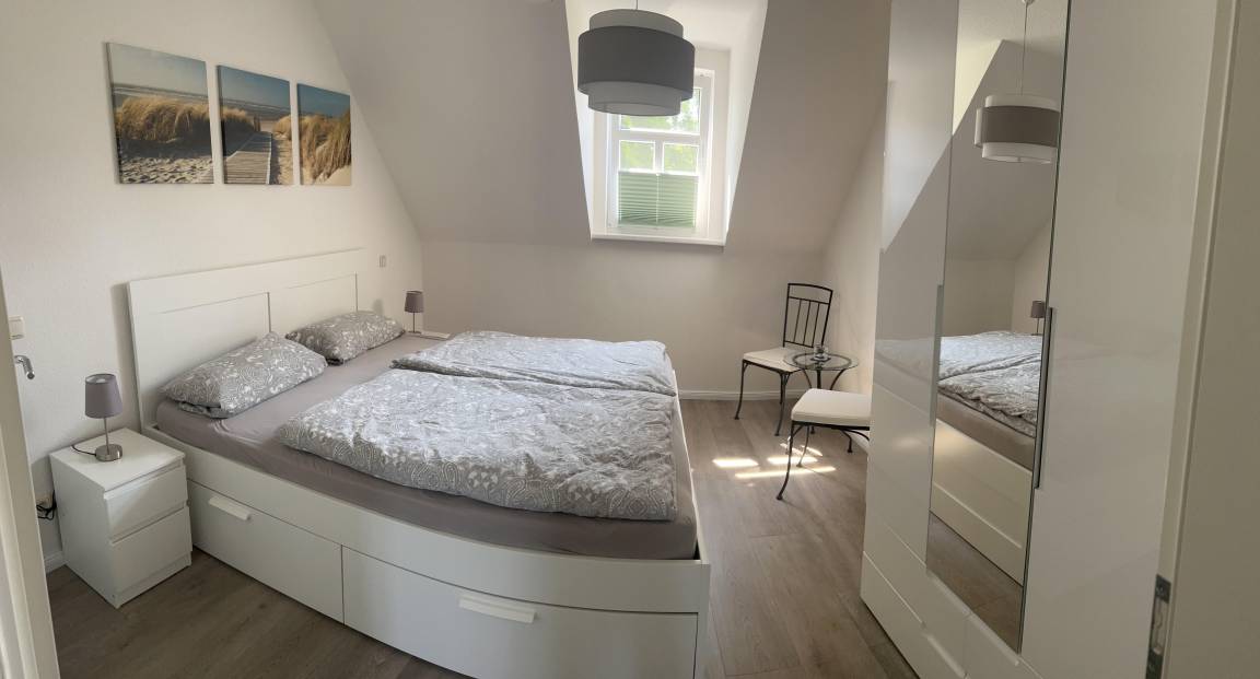 58 M² Ferienwohnung ∙ 1 Schlafzimmer ∙ 2 Gäste - Rastede