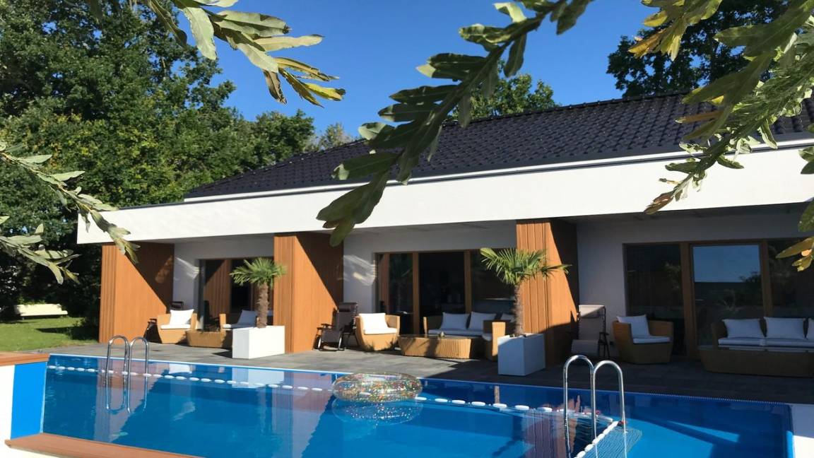 200 M² Huis ∙ 4 Slaapkamers ∙ 14 Gasten - Świnoujście