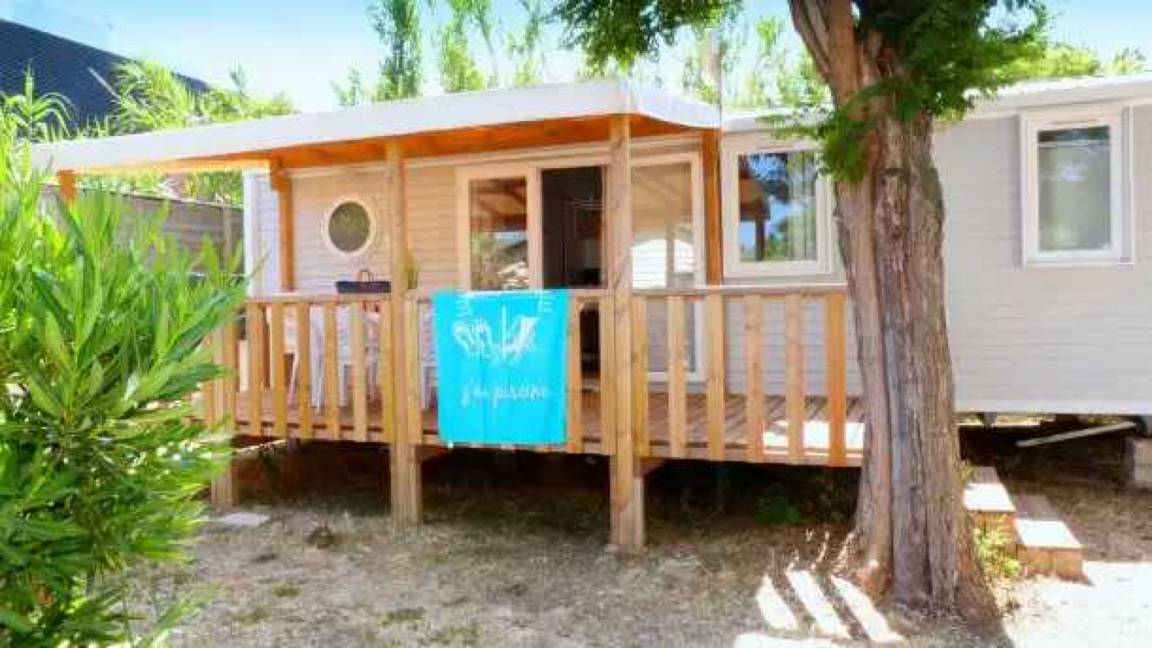 33 M² Camping ∙ 3 Bedrooms ∙ 8 Guests - Île du Levant