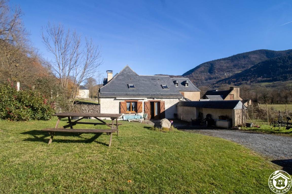 100 M² Mökki ∙ 4 Makuuhuonetta ∙ 6 Vierasta - Saint-Lary-Soulan