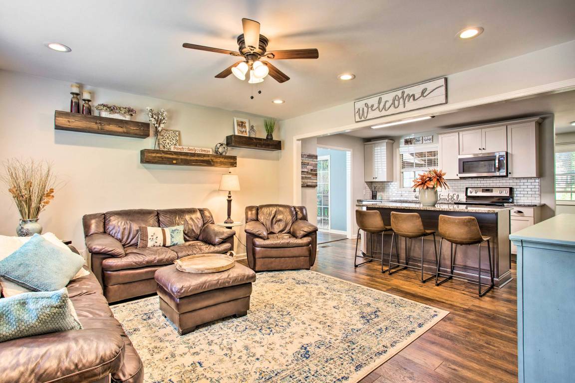 162 M² House ∙ 3 Bedrooms ∙ 7 Guests - Clemson, SC