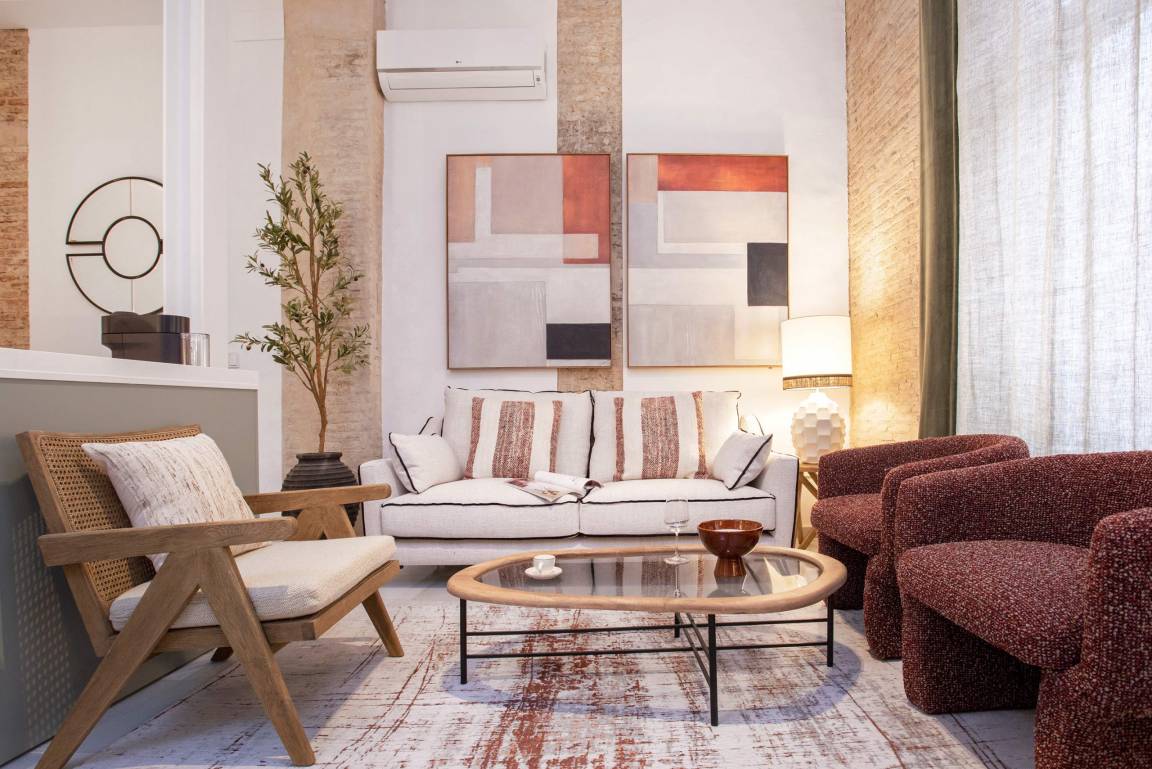 116 M² Apartamento ∙ 3 Habitaciones ∙ 6 Huéspedes - Sevilla