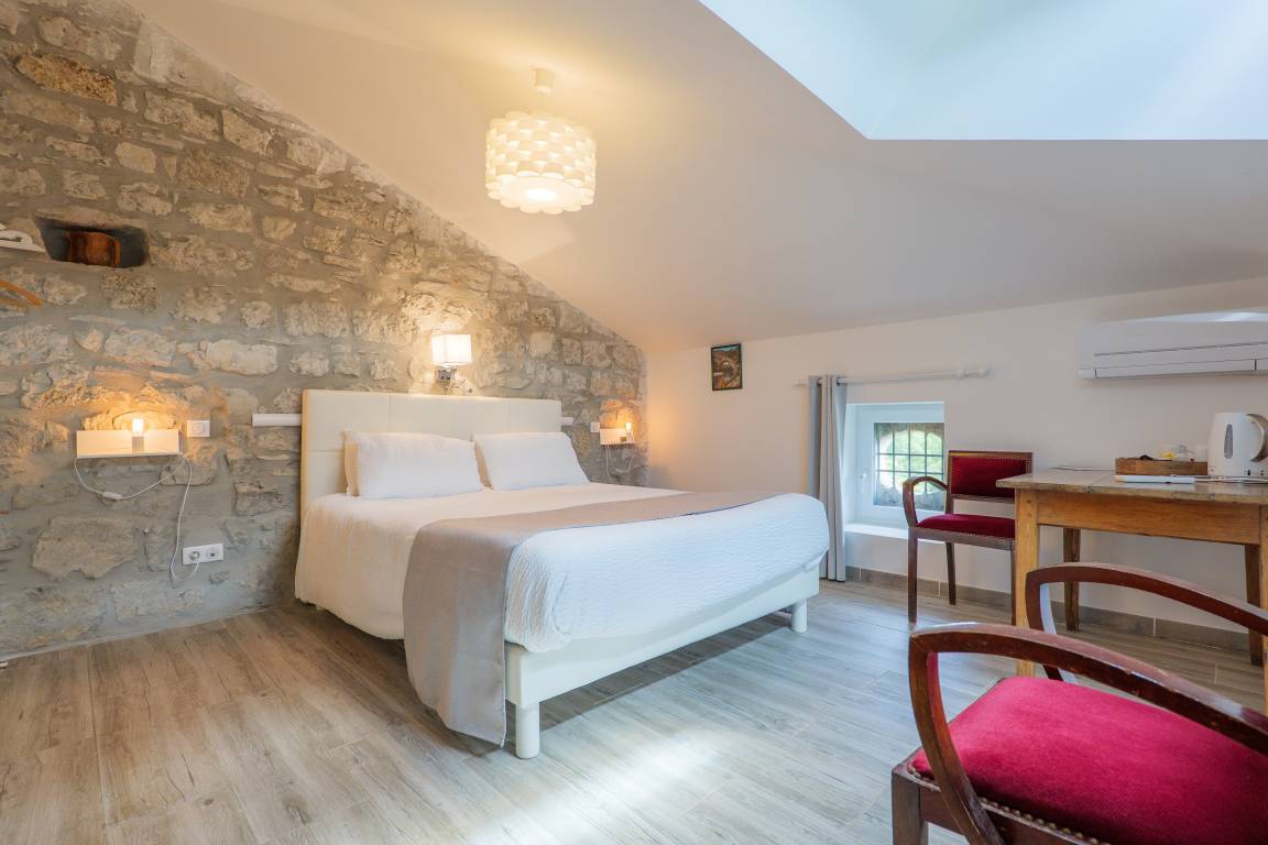 23 M² Chambre D'hôtes ∙ 1 Chambre ∙ 2 Personnes - Ruoms