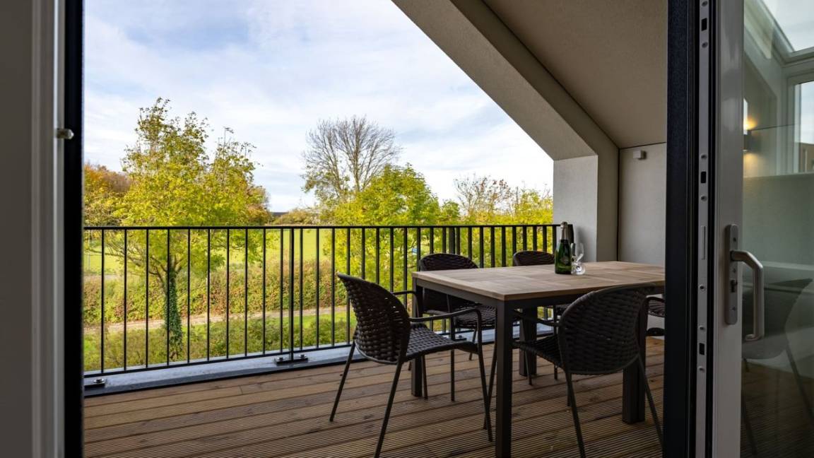96 M² Appartement ∙ 2 Slaapkamers ∙ 6 Gasten - Kamperland