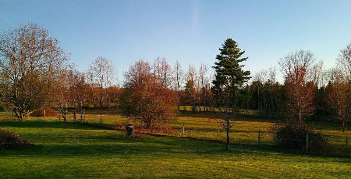 Farmhouse ∙ 3 Bedrooms ∙ 6 Guests - Waterville, ME