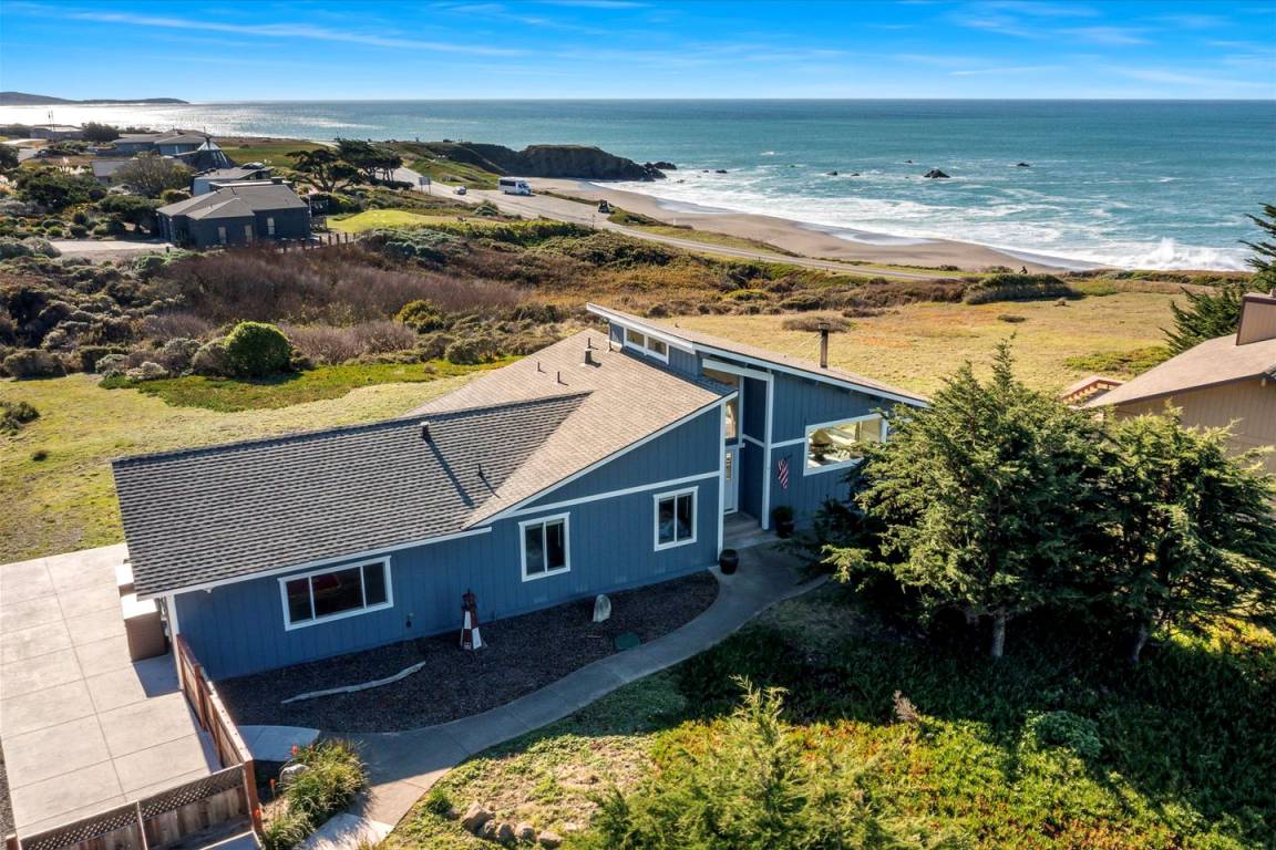 Accommodation ∙ 1 Bedroom ∙ 6 Guests - Wright's Beach Campground, CA