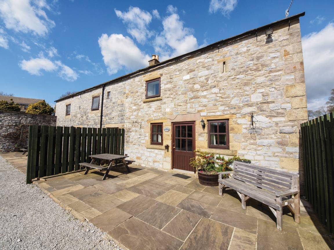 Cottage ∙ 2 Bedrooms ∙ 4 Guests - Bakewell