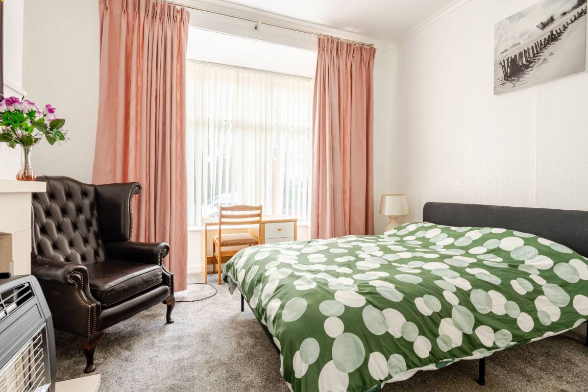 30 M² House ∙ 3 Bedrooms ∙ 6 Guests - Bolton