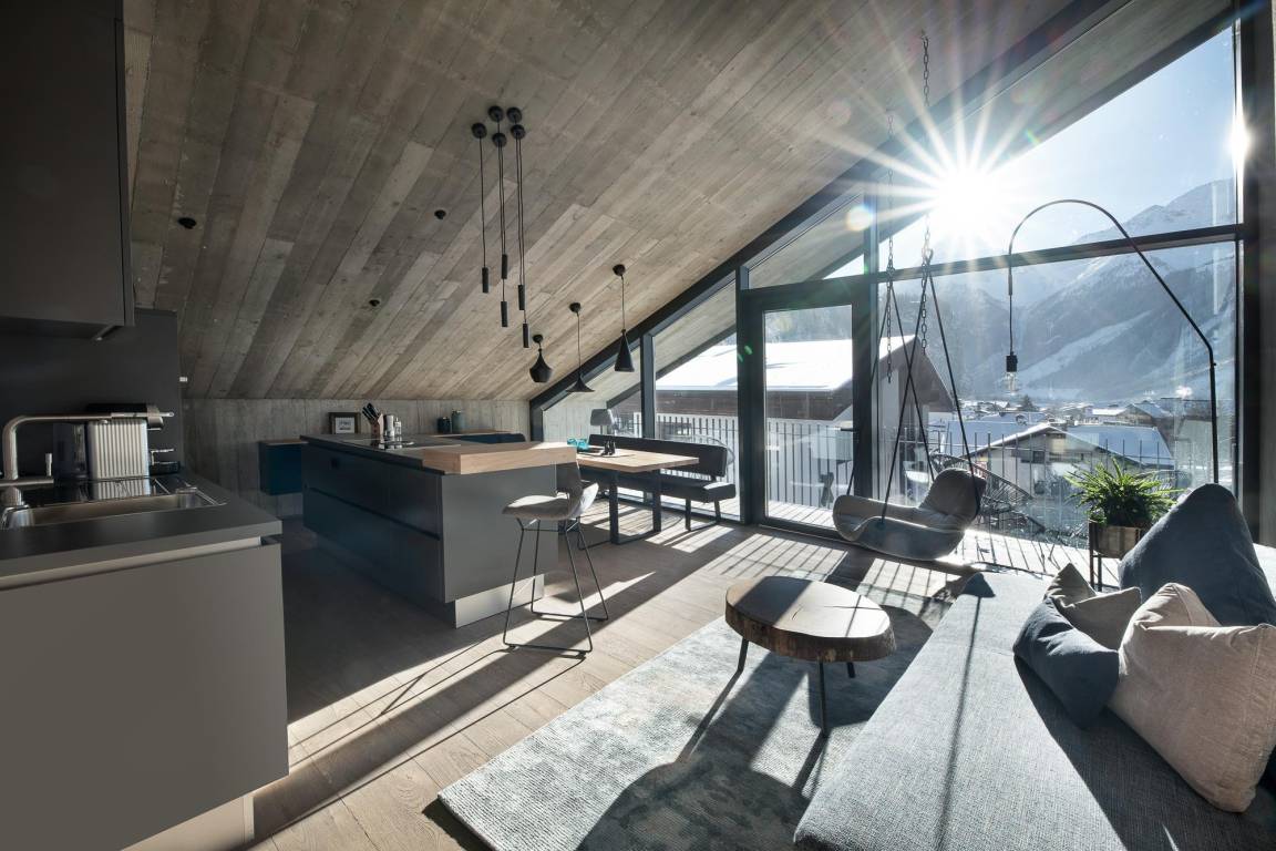 84 M² Ferienwohnung ∙ 2 Schlafzimmer ∙ 4 Gäste - Längenfeld