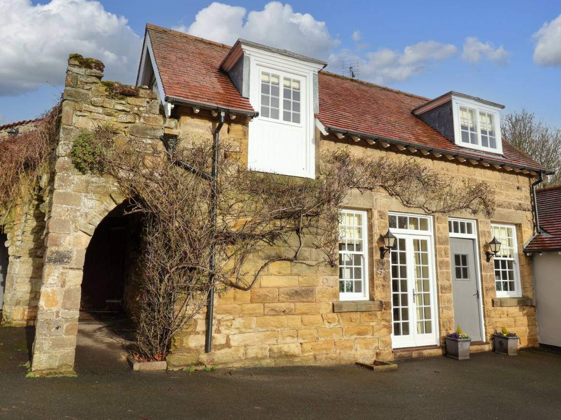 Cottage ∙ 2 Bedrooms ∙ 4 Guests - Knaresborough