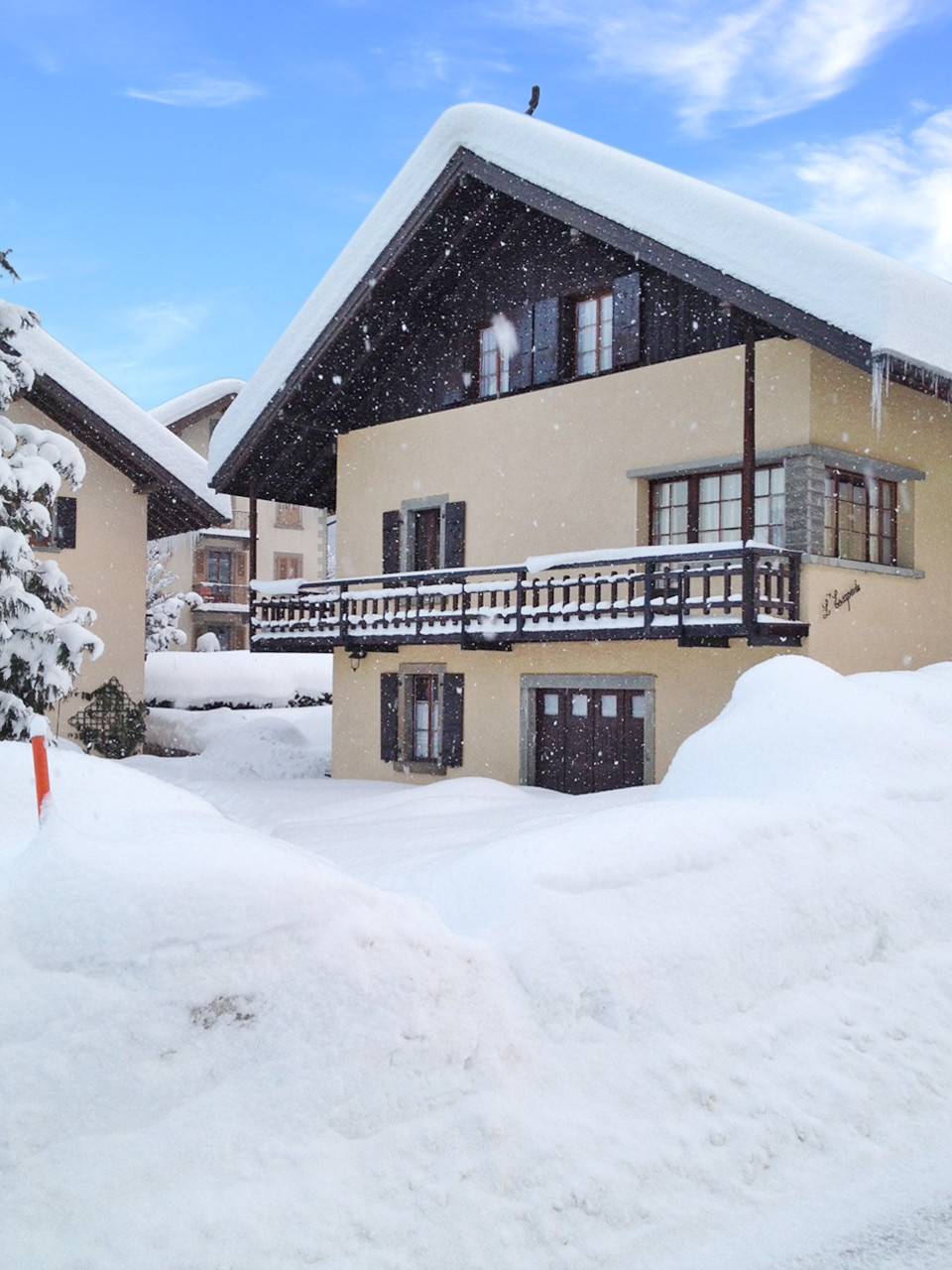 150 M² Chalet ∙ 4 Bedrooms ∙ 10 Guests - Martigny