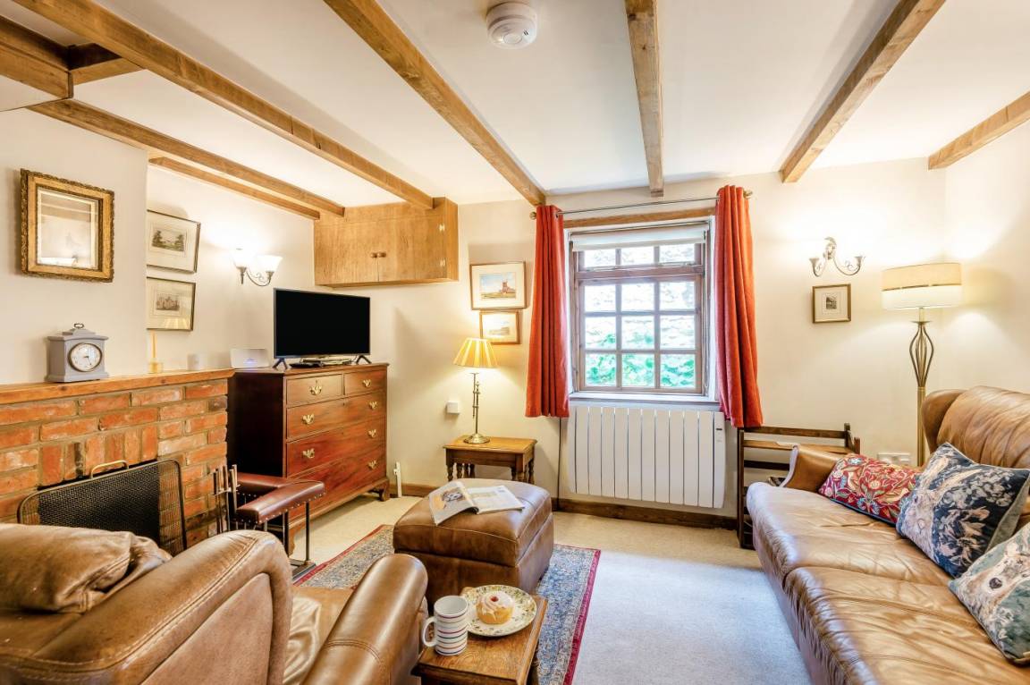 Cottage ∙ 2 Bedrooms ∙ 4 Guests - Burnham Market