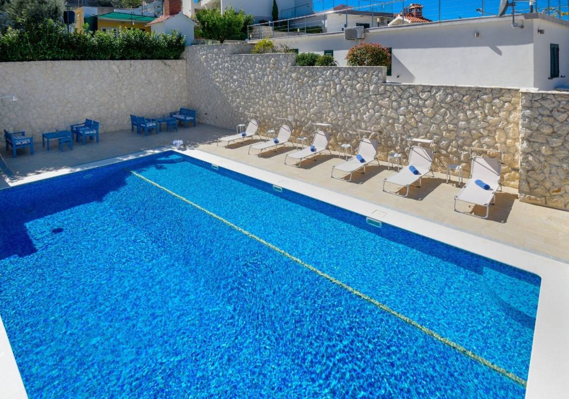 90 M² Appartement ∙ 3 Chambres ∙ 6 Personnes - Primošten
