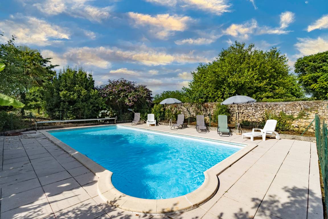 130 M² Maison De Vacances ∙ 4 Chambres ∙ 9 Personnes - Lalinde