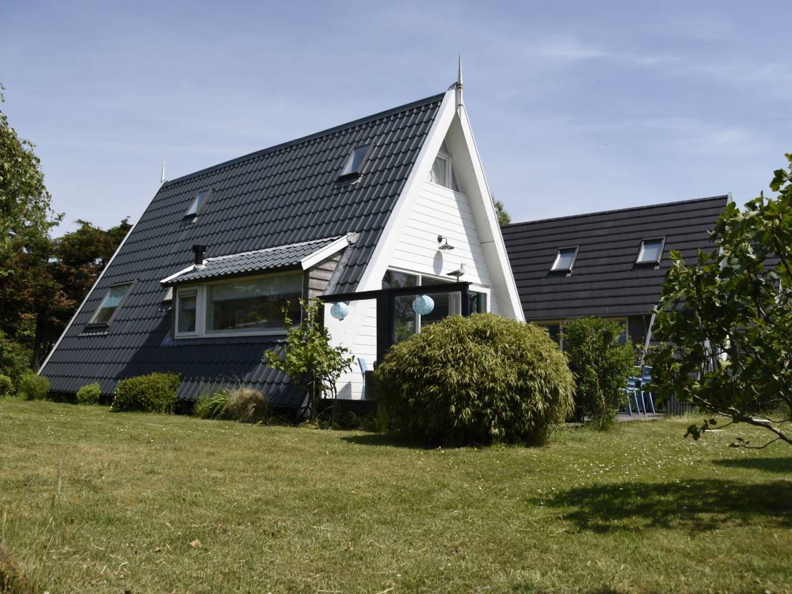 60 M² Huis ∙ 20 Slaapkamers ∙ 6 Gasten - Groote Keeten
