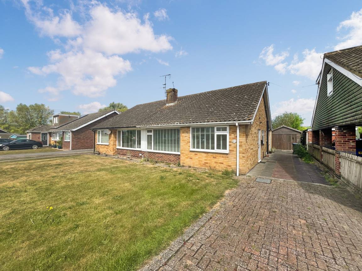 Cottage ∙ 2 Bedrooms ∙ 4 Guests - Canterbury
