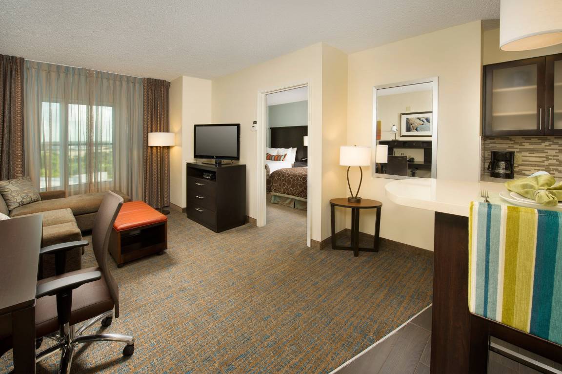 Condo ∙ 1 Bedroom ∙ 4 Guests - Kendall, FL