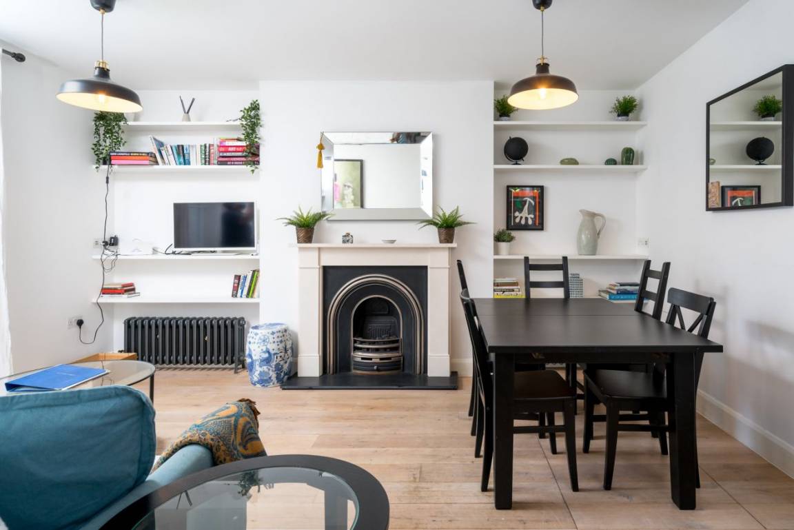 79 M² Huoneisto ∙ 2 Makuuhuonetta ∙ 4 Vierasta - Chelsea