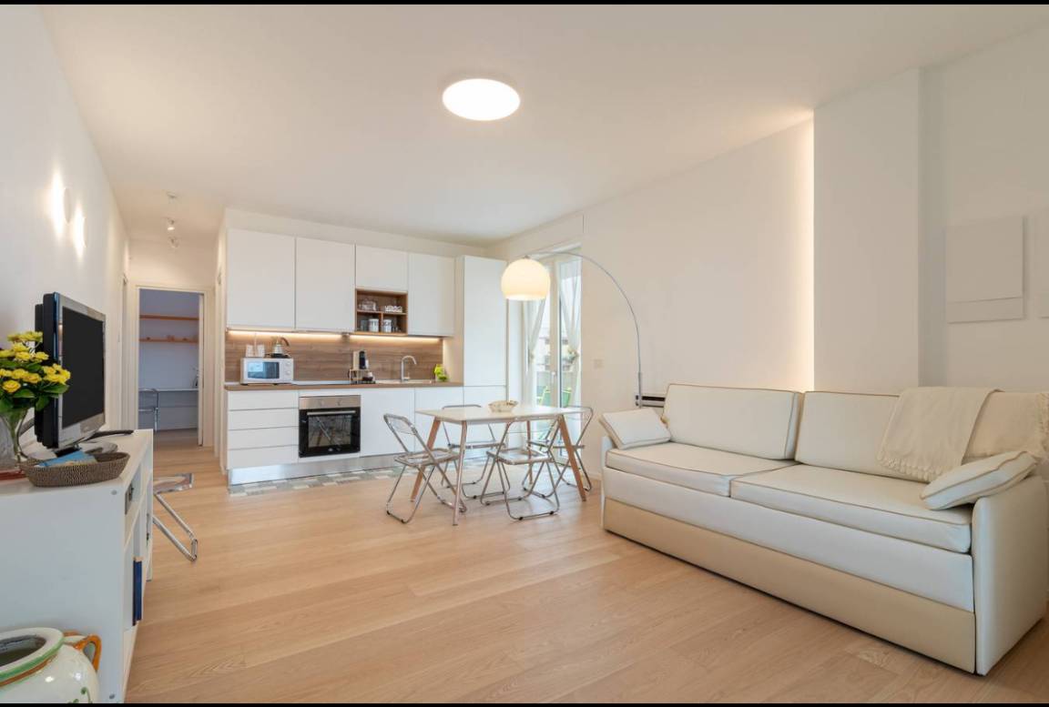 Apartment ∙ 2 Bedrooms ∙ 5 Guests - Giovinazzo