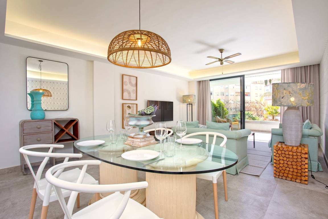 120 M² Appartement ∙ 2 Chambres ∙ 4 Personnes - Estepona