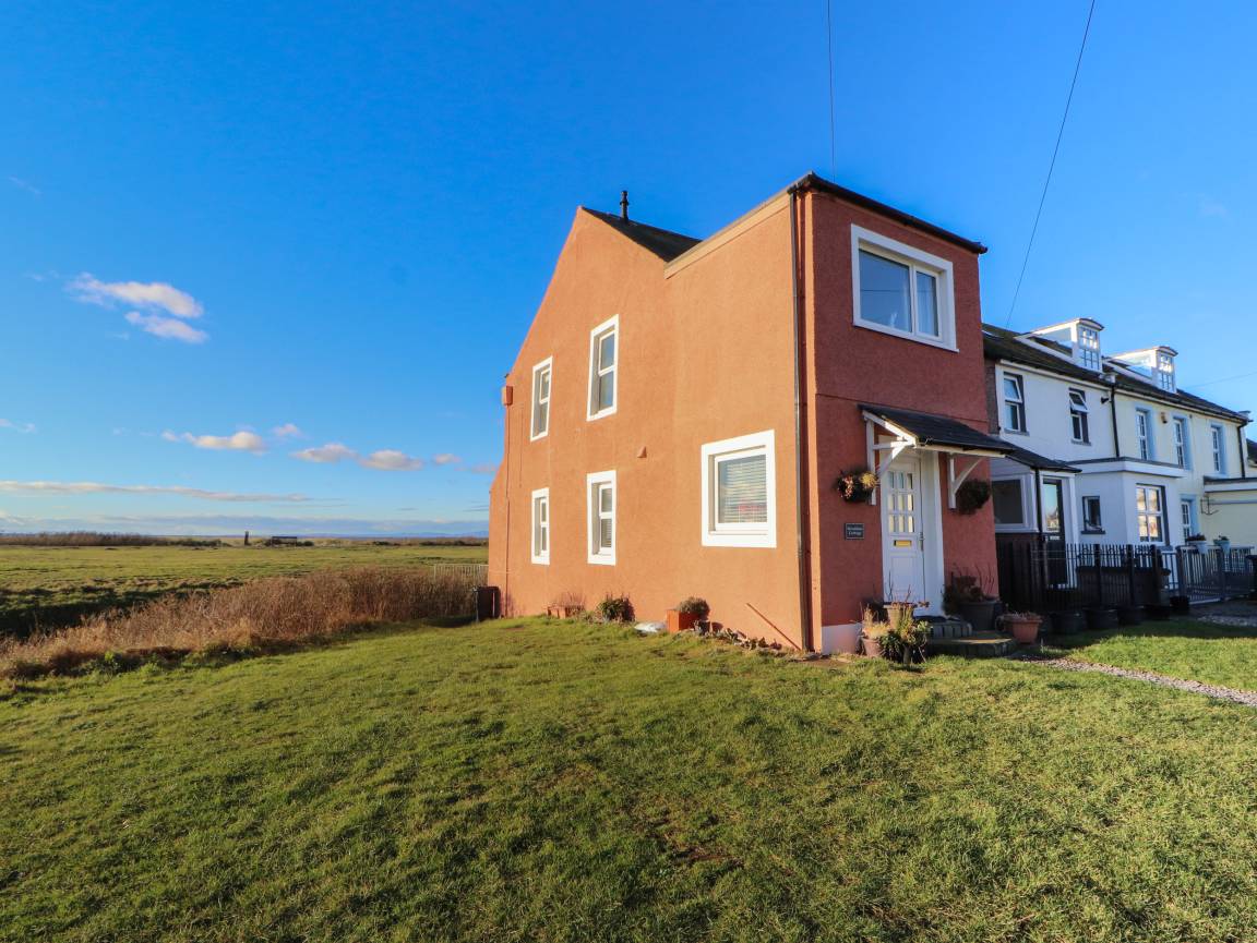 Cottage ∙ 2 Bedrooms ∙ 3 Guests - Maryport