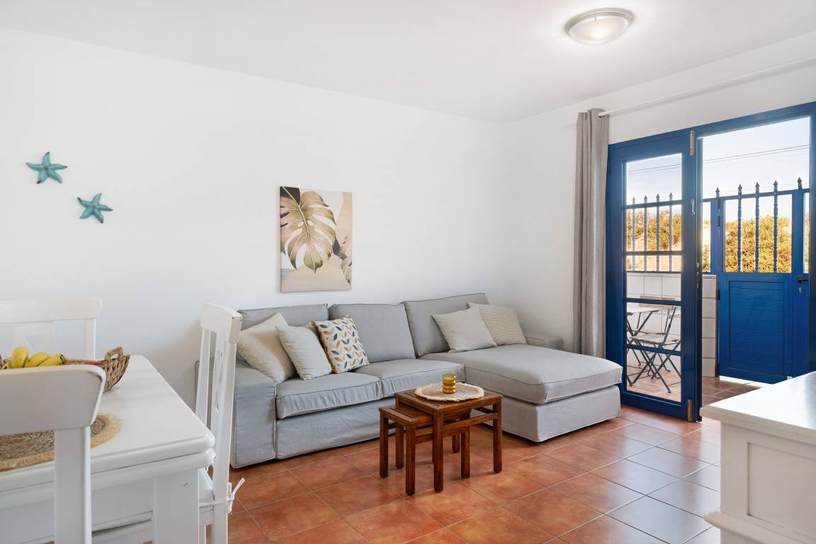 70 M² Talo ∙ 2 Makuuhuonetta ∙ 4 Vierasta - Teguise