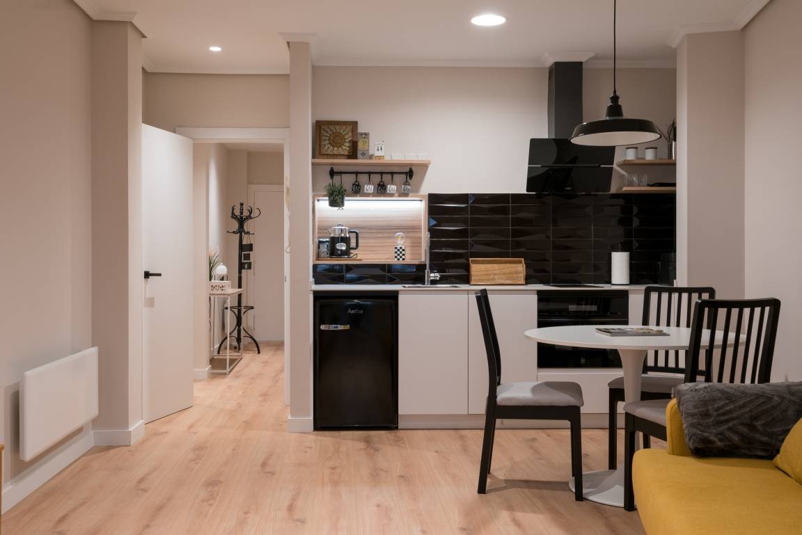 42 M² Apartamento ∙ 1 Habitación ∙ 2 Huéspedes - Bilbao