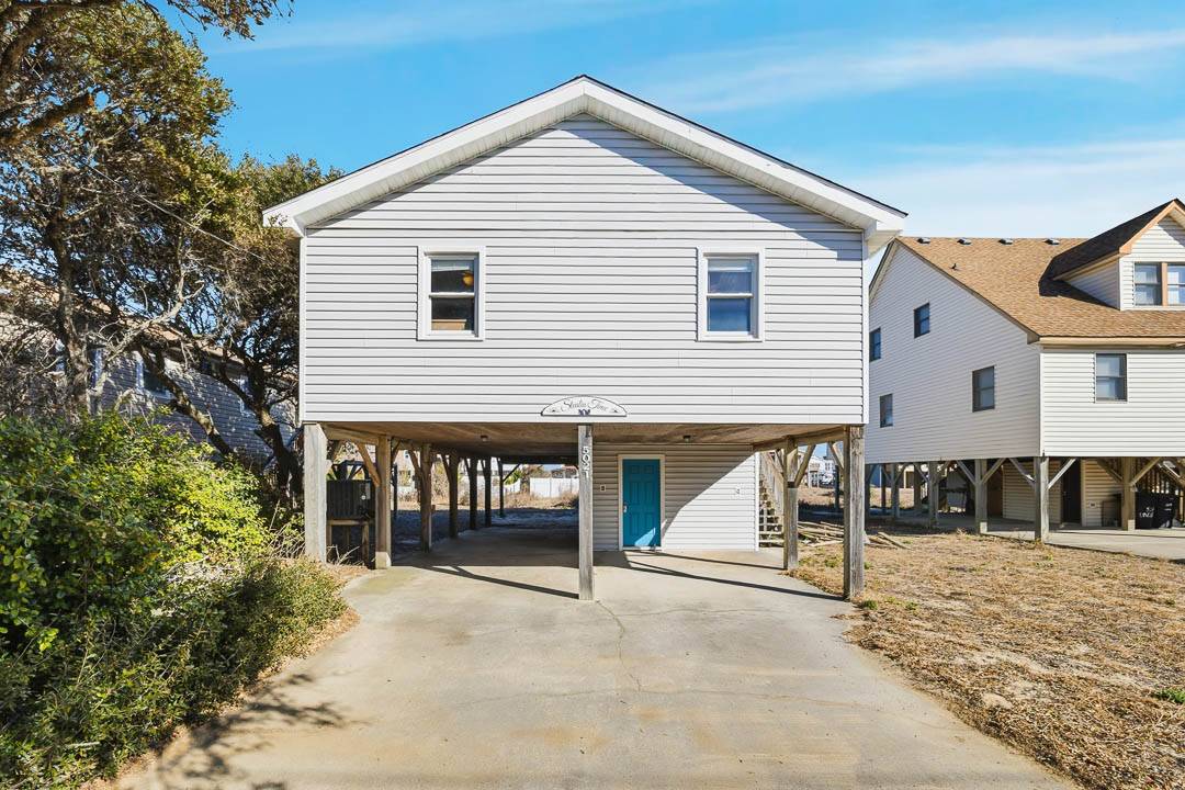 House ∙ 3 Bedrooms ∙ 6 Guests - Kitty Hawk, NC