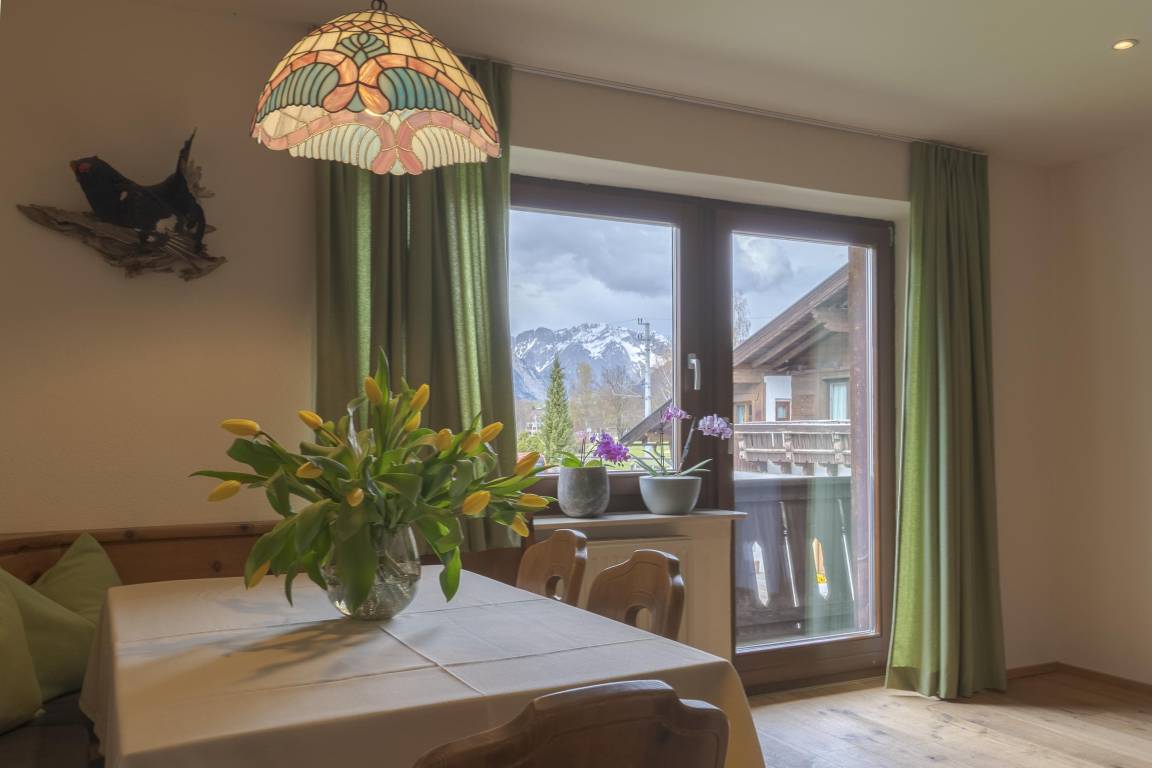 75 M² Apartment ∙ 2 Bedrooms ∙ 5 Guests - Seefeld