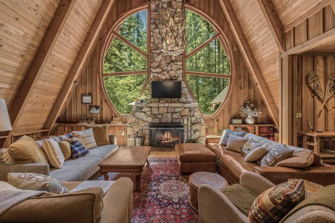 391 M² Cabin ∙ 5 Bedrooms ∙ 13 Guests - Oregon